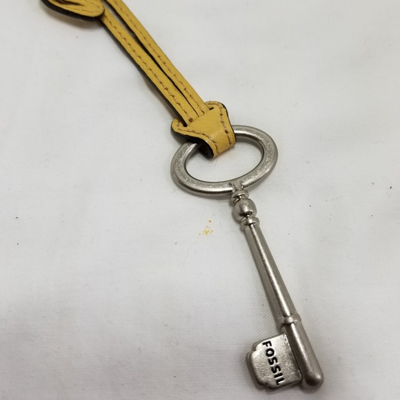 Fossil | Bags | B8857 Fossil Hang Tag Fob Skeleton Key Silver | Poshmark